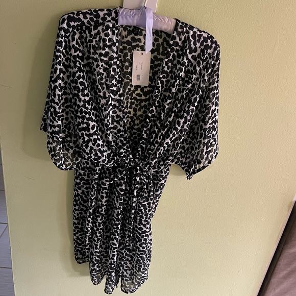 J Valdi | Swim | J Valdi Kimono Style Cover Up Black And White ...